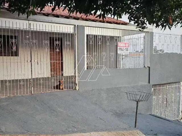 Casa / Sobrado para Venda em Marília/SP Jardim Bandeirantes 3 Quartos