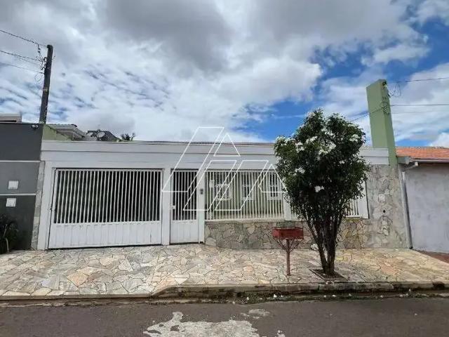 Casa / Sobrado para Venda em Marília/SP Jardim Bandeirantes 3 Quartos