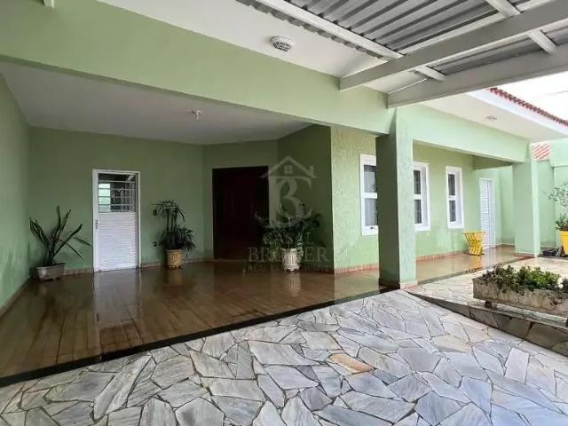 Casa / Sobrado para Venda em Marília/SP Jardim Bandeirantes 3 Quartos