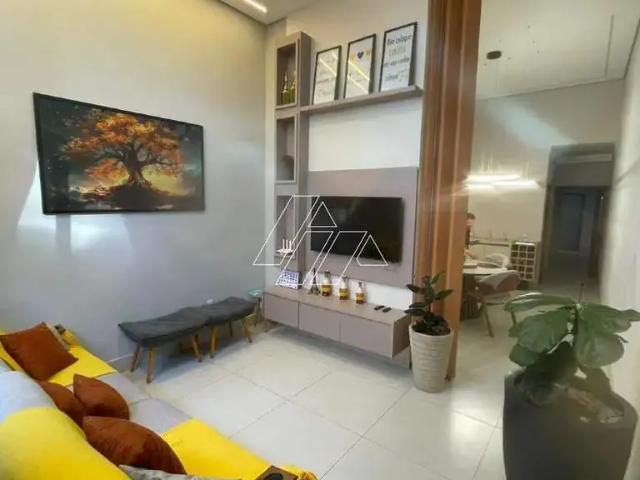 Casa / Sobrado para Venda em Marília/SP Jardim Cavallari 3 Quartos