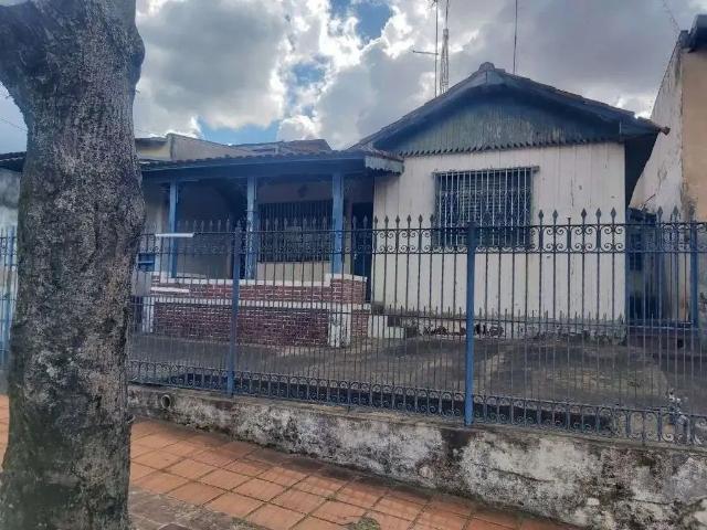 Casa / Sobrado para Venda em Marília/SP Jardim Cristo Rei 2 Quartos