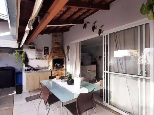 Casa / Sobrado para Venda em Marília/SP Jardim Esmeralda 3 Quartos