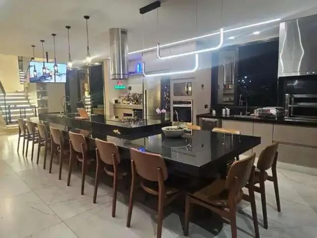 Casa / Sobrado para Venda em Marília/SP Jardim Flamingo 4 Quartos