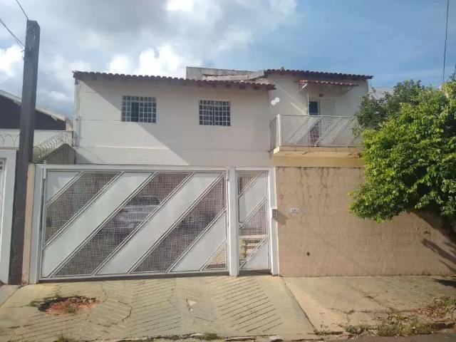 Casa / Sobrado para Venda em Marília/SP Jardim Itaipu 5 Quartos