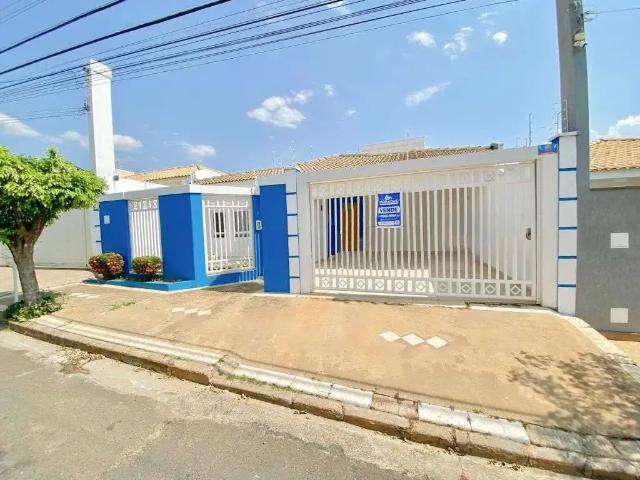 Casa / Sobrado para Venda em Marília/SP Jardim Jequitibá 4 Quartos
