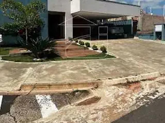 Casa / Sobrado para Venda em Marília/SP Jardim São Domingos 4 Quartos