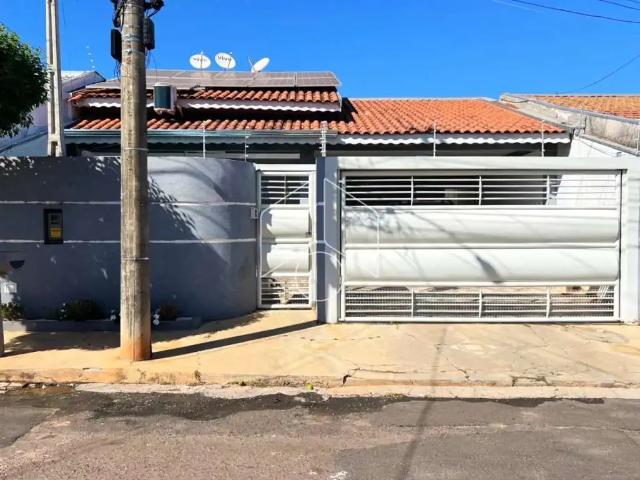 Casa / Sobrado para Venda em Marília/SP Núcleo Habitacional Costa e Silva 3 Quartos