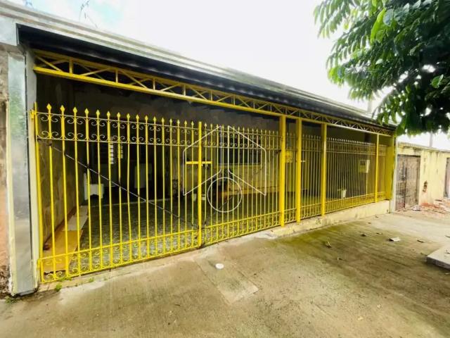 Casa / Sobrado para Venda em Marília/SP Núcleo Habitacional Costa e Silva 4 Quartos