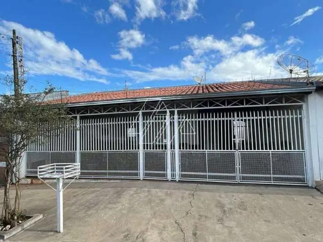 Casa / Sobrado para Venda em Marília/SP Núcleo Habitacional Nova Marília 3 Quartos