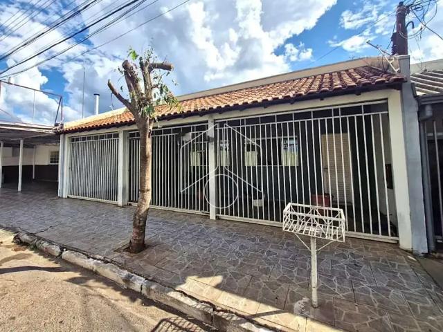 Casa / Sobrado para Venda em Marília/SP Núcleo Habitacional Nova Marília 3 Quartos