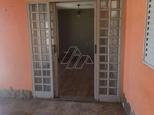Casa / Sobrado para Venda em Marília/SP Núcleo Habitacional Nova Marília 2 Quartos