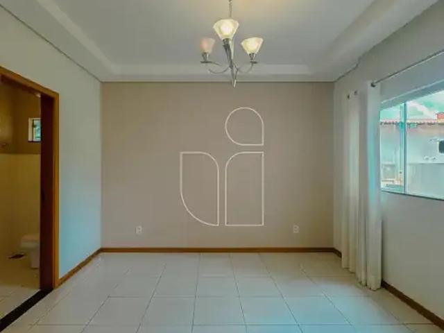 Casa / Sobrado para Venda em Marília/SP Padre Nóbrega 6 Quartos