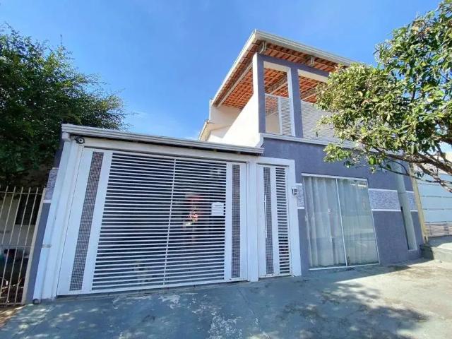 Casa / Sobrado para Venda em Marília/SP Palmital 3 Quartos
