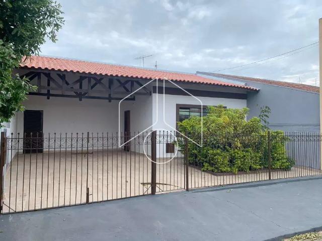 Casa / Sobrado para Venda em Marília/SP Palmital 3 Quartos