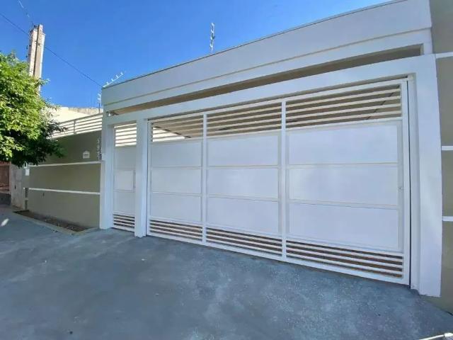 Casa / Sobrado para Venda em Marília/SP Palmital 3 Quartos