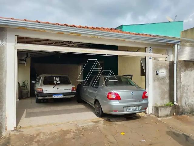 Casa / Sobrado para Venda em Marília/SP Palmital 3 Quartos
