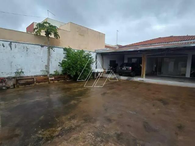 Casa / Sobrado para Venda em Marília/SP Palmital 2 Quartos