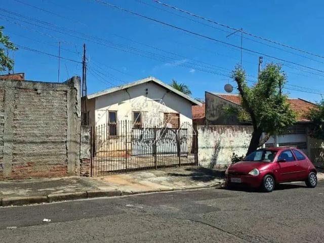 Casa / Sobrado para Venda em Marília/SP Palmital 4 Quartos