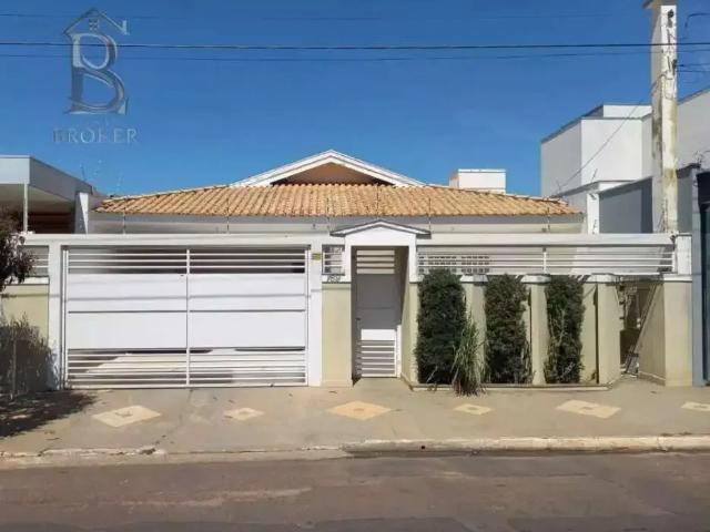 Casa / Sobrado para Venda em Marília/SP Parque das Esmeraldas II 4 Quartos