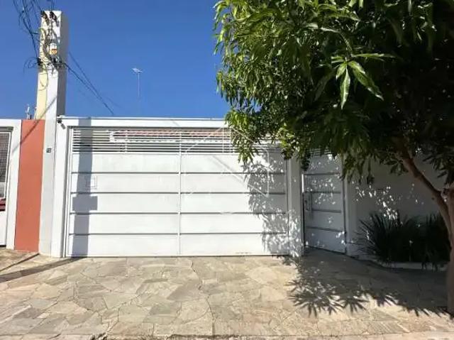 Casa / Sobrado para Venda em Marília/SP Parque das Esmeraldas 3 Quartos