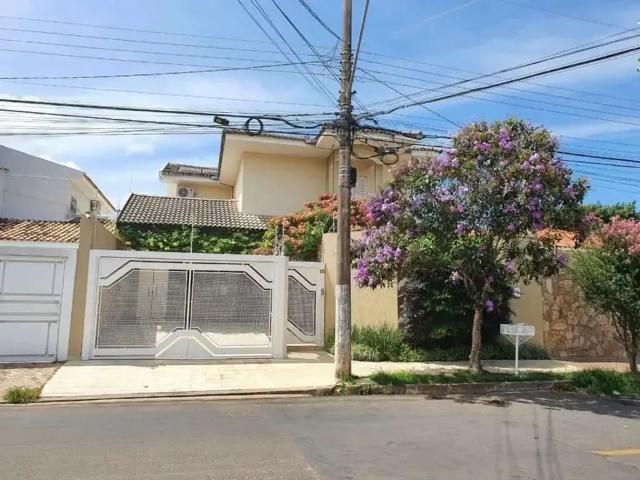 Casa / Sobrado para Venda em Marília/SP Parque das Esmeraldas 3 Quartos