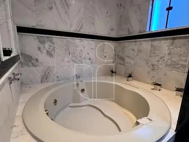 Casa / Sobrado para Venda em Marília/SP Parque das Esmeraldas 4 Quartos