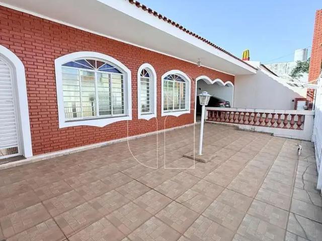 Casa / Sobrado para Venda em Marília/SP Rodolfo da Silva Costa 4 Quartos