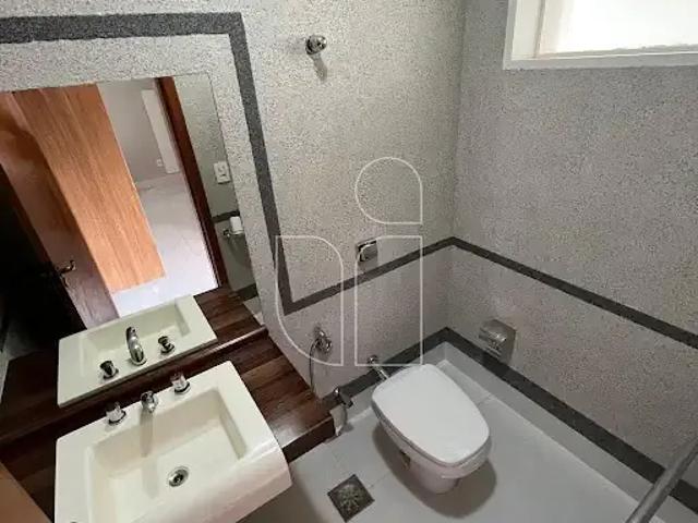 Casa / Sobrado para Venda em Marília/SP Residencial Vale Verde 4 Quartos
