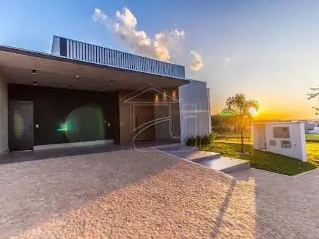 Casa / Sobrado para Venda em Marília/SP Residencial Vale Verde 3 Quartos