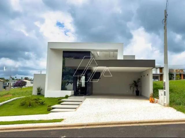 Casa / Sobrado para Venda em Marília/SP Residencial Vale Verde 3 Quartos
