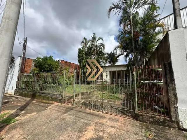Casa / Sobrado para Venda em Marília/SP Residencial Vale Verde 3 Quartos