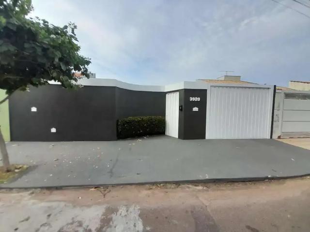Casa / Sobrado para Venda em Marília/SP Residencial Vale Verde 3 Quartos