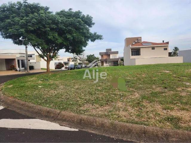 Casa / Sobrado para Venda em Marília/SP Residencial Villa Flora Aquarius