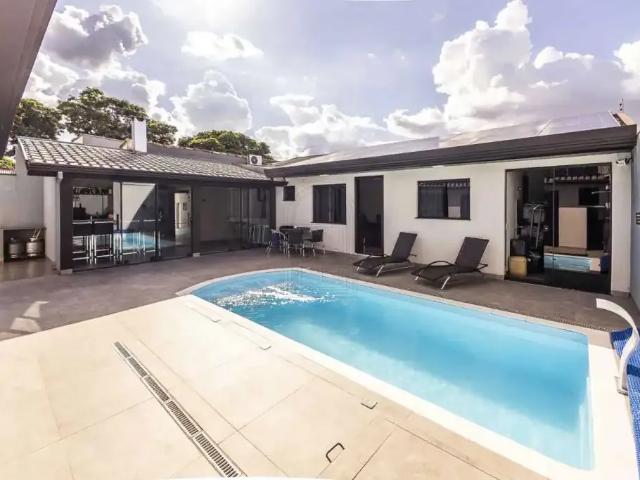 Casa / Sobrado para Venda em Maringá/PR Conjunto Habitacional Karina 3 Quartos