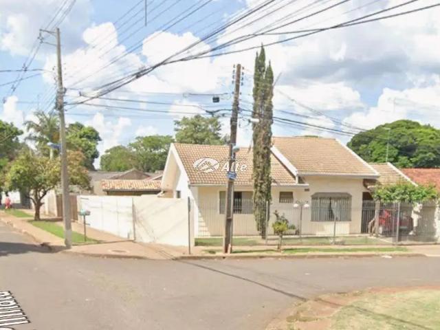 Casa / Sobrado para Venda em Maringá/PR Conjunto Habitacional Requião 3 Quartos