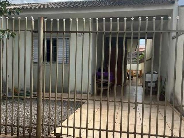Casa / Sobrado para Venda em Maringá/PR Conjunto Habitacional Requião 3 Quartos