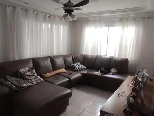Casa / Sobrado para Venda em Maringá/PR Conjunto Habitacional Sol Nascente 3 Quartos