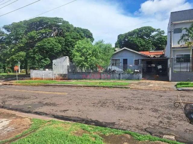 Casa / Sobrado para Venda em Maringá/PR Cj Res. Parigot de Souza 2 Quartos