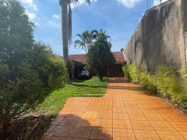 Casa / Sobrado para Venda em Maringá/PR Cidade Jardim 1 Quartos