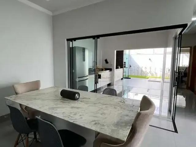 Casa / Sobrado para Venda em Maringá/PR Bom Jardim 3 Quartos