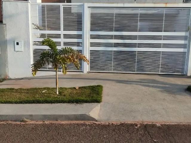 Casa / Sobrado para Venda em Maringá/PR Bom Jardim 3 Quartos