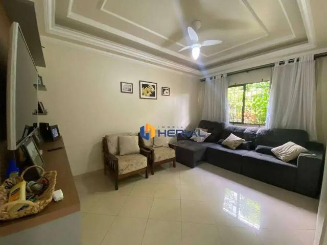 Casa / Sobrado para Venda em Maringá/PR Jardim Maravilha 4 Quartos