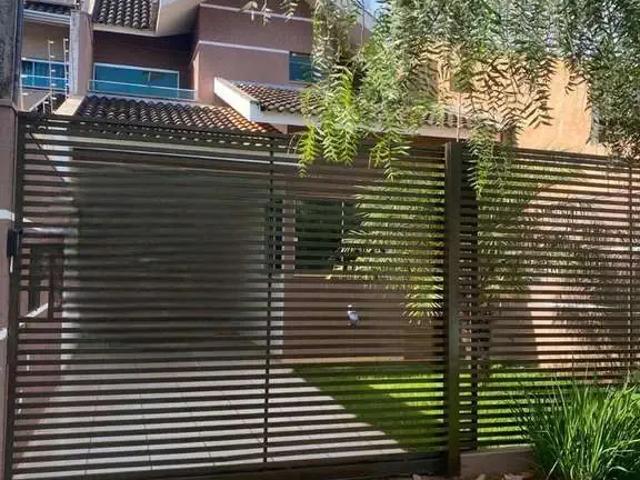 Casa / Sobrado para Venda em Maringá/PR Jardim Monte Rei 3 Quartos