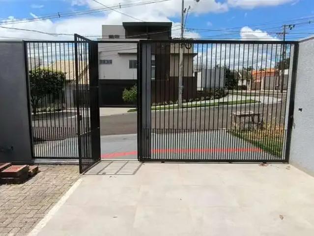 Casa / Sobrado para Venda em Maringá/PR Jardim Monte Rei 3 Quartos