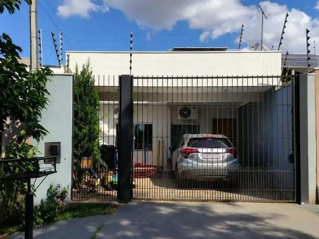 Casa / Sobrado para Venda em Maringá/PR Jardim Monte Rei 3 Quartos