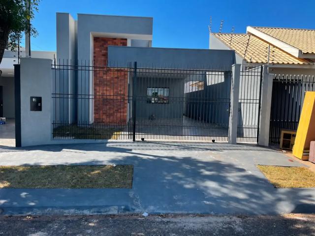 Casa / Sobrado para Venda em Maringá/PR Jardim Oriental 3 Quartos