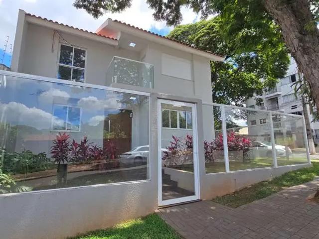 Casa / Sobrado para Venda em Maringá/PR Jardim Alamar 3 Quartos