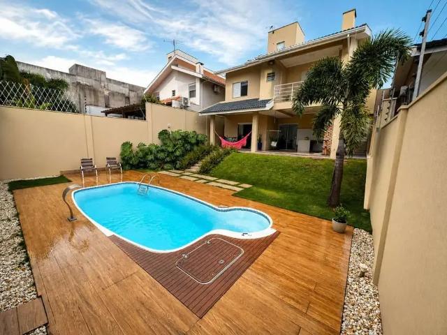 Casa / Sobrado para Venda em Maringá/PR Jardim Alamar 3 Quartos