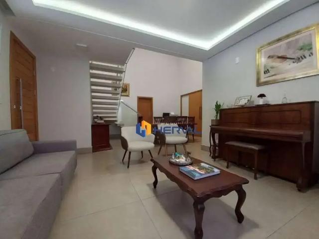 Casa / Sobrado para Venda em Maringá/PR Jardim Alamar 3 Quartos