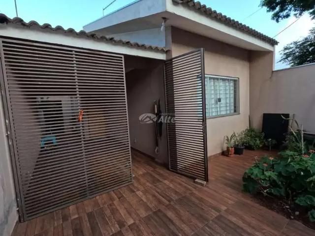 Casa / Sobrado para Venda em Maringá/PR Jardim Alvorada 3 Quartos